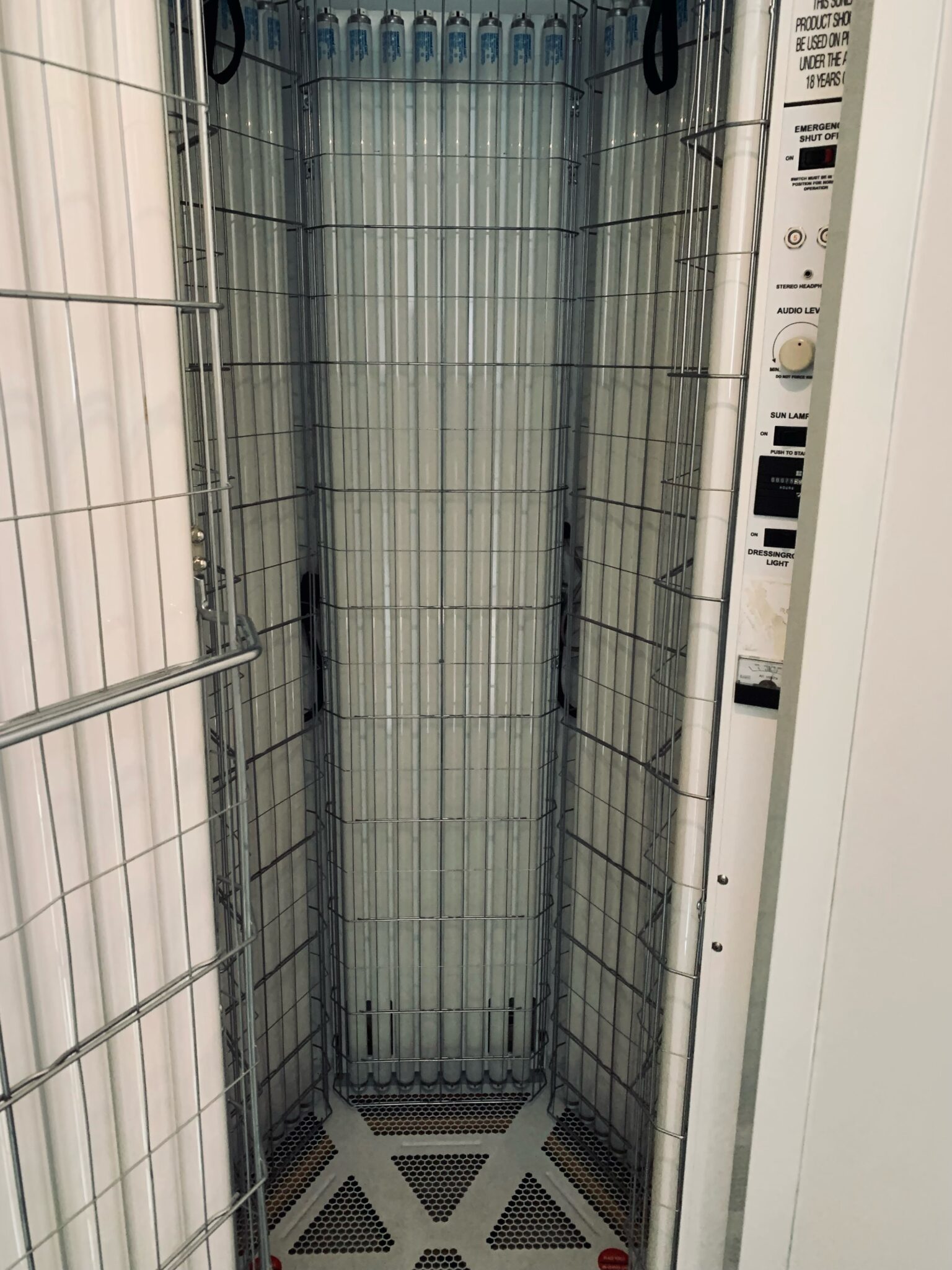 Certified Sun Capsule | 2ndSunTan