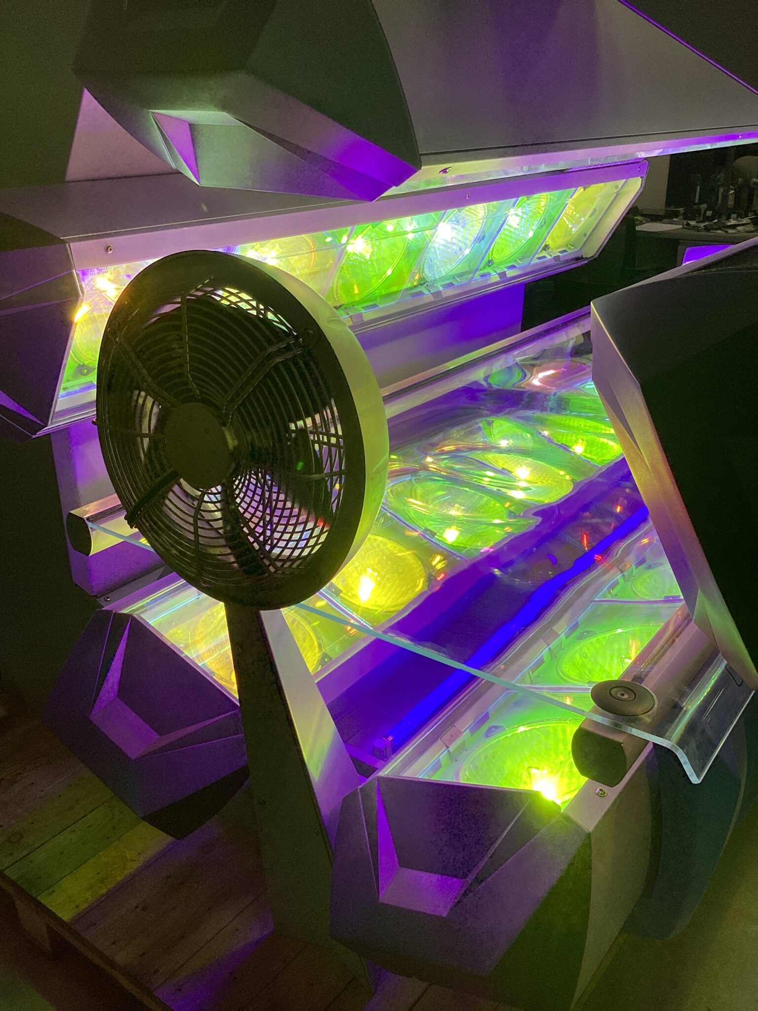 Open Sun 1050 | 2ndSunTan