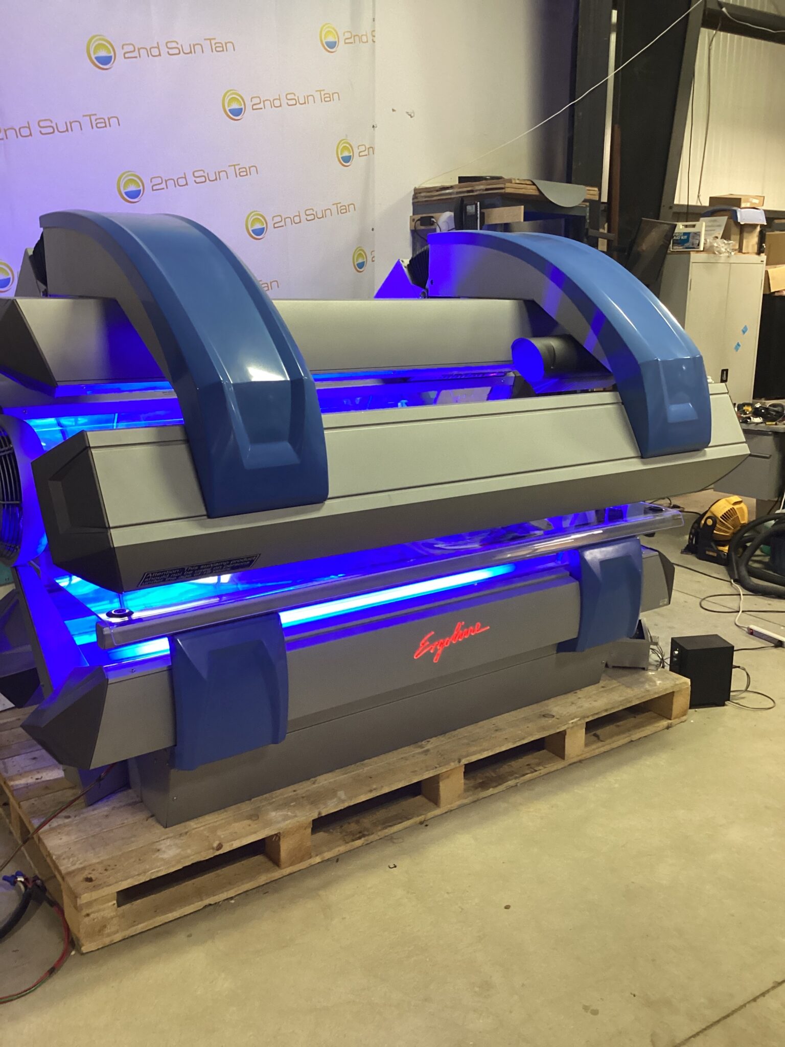 Open Sun 1050 | 2ndSunTan