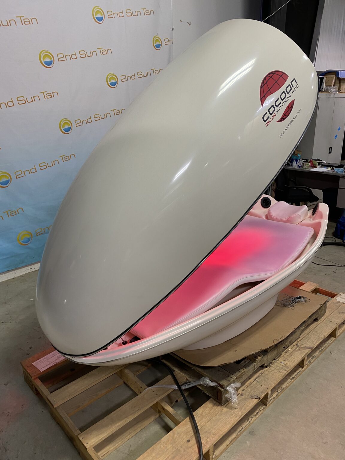 Cocoon Deluxe Fitness Pod | 2ndSunTan