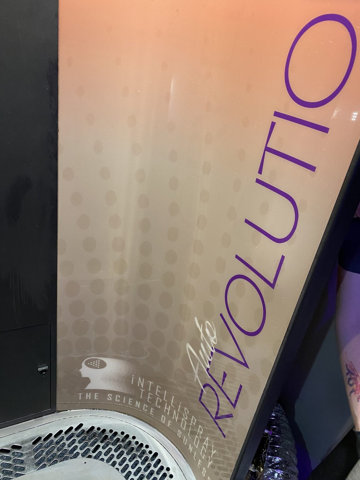 Auto Revolution | 2ndSunTan