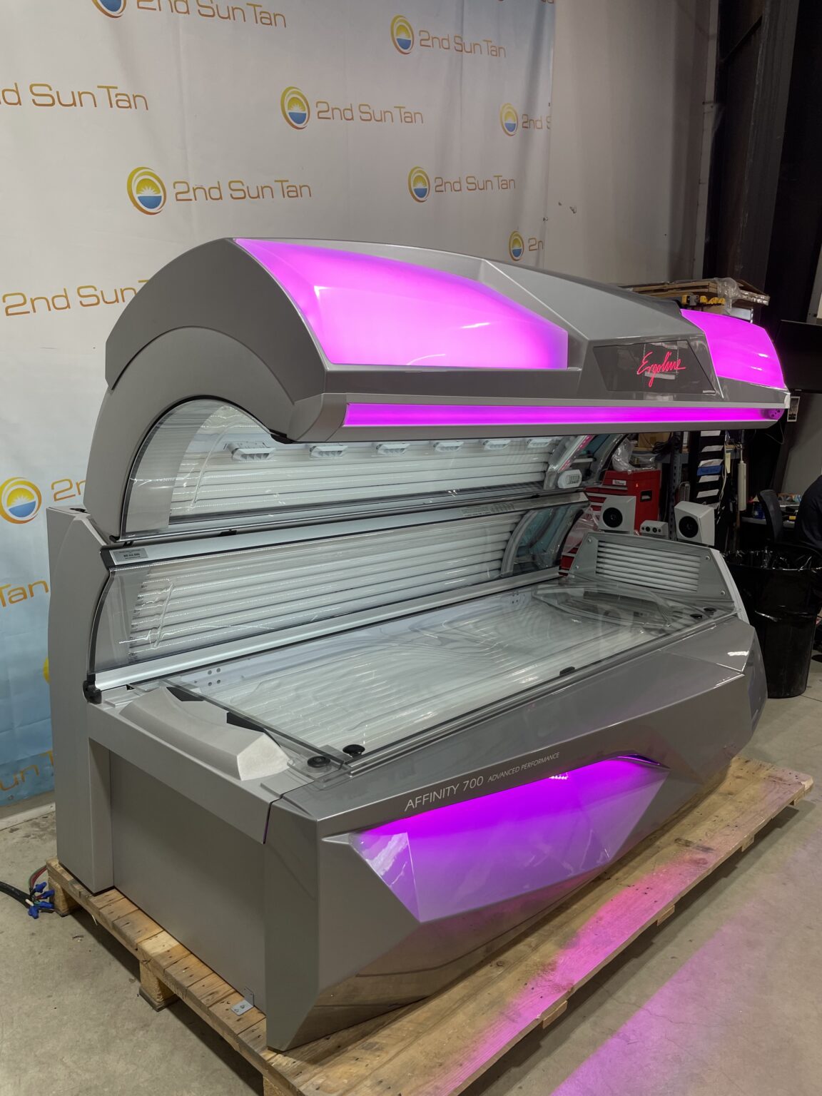 Ergoline Affinity 700 | 2ndSunTan